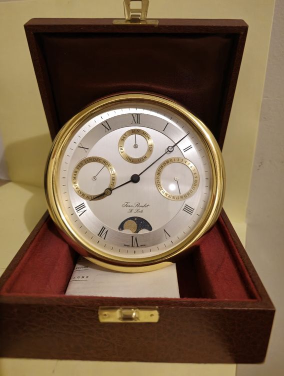 Horloge de table Jean Roulet Le Locle triple date Rare (Gebraucht) in ...