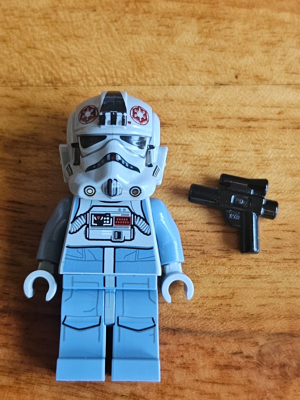 lego figurine star wars sw0581 AT-AT Driver - (D'occasion) à Confignon ...