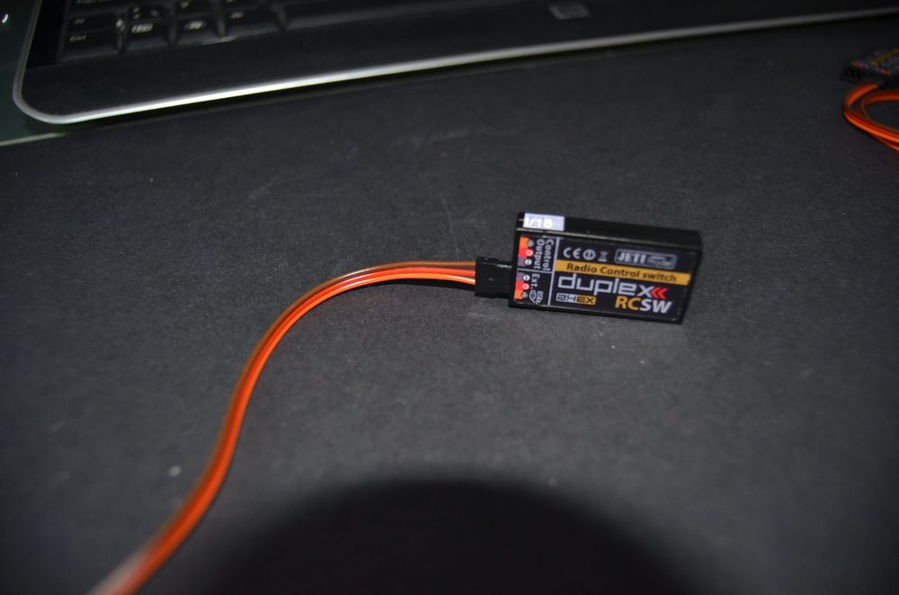 Verkaufe Jeti RCSW Switch (Neu (gemäss Beschreibung)) in UETENDORF für ...