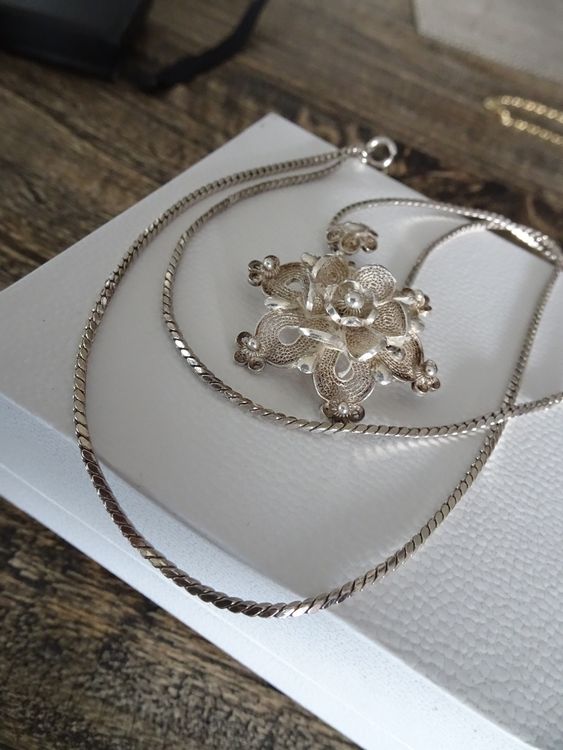 Trachtenschmuck mit Edelweiss Anhänger Silber (Gebraucht) in Winterthur für CHF 11 – mit ...