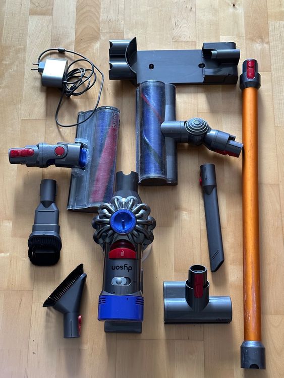 Dyson V8 Ladestation