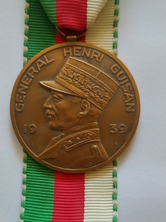 médaille Général Guisan marche Corban 1969 (D'occasion) à Bex pour CHF 1.5 – avec livraison ...