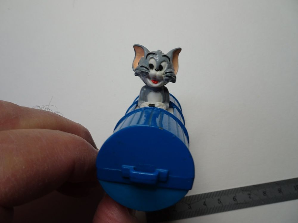 Tom im fahrenden Fass Figur von Tom und Jerry Diecast (Gebraucht) in ...