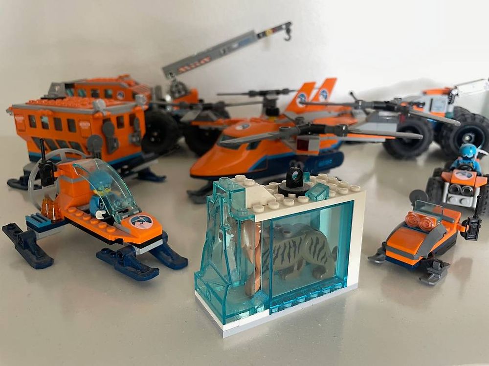 Set Polarstation Lego City 60192 / 60195 / 60193 / 60190 (Gebraucht) in ...