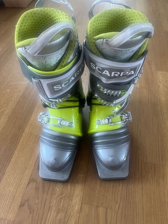 Scarpa T1 Telemarkschuh 240, Schale neuwertig (Gebraucht) in Engelberg ...