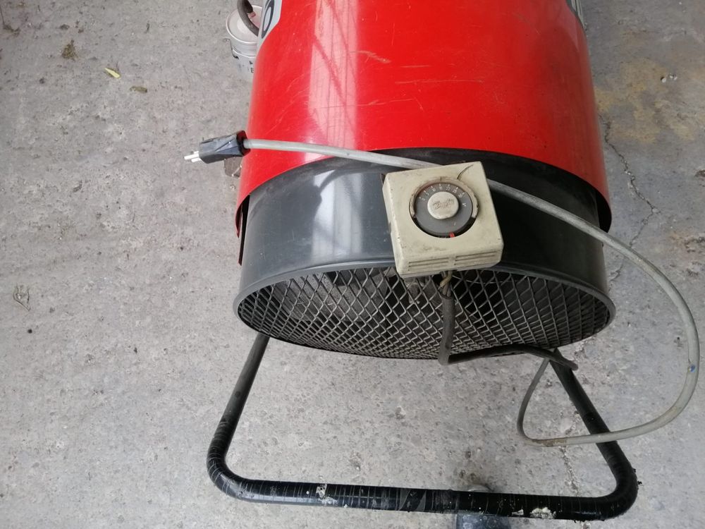 Warmluftheizung / Bautrockner / Chauffage de chantier Diemo (Gebraucht) in Romont FR für CHF 180 ...