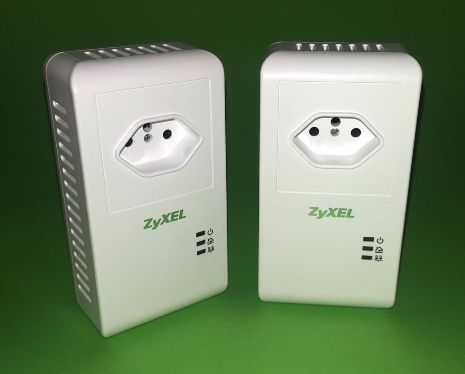 2x Zyxel PLA4215 Powerline Adapter | Kaufen auf Ricardo