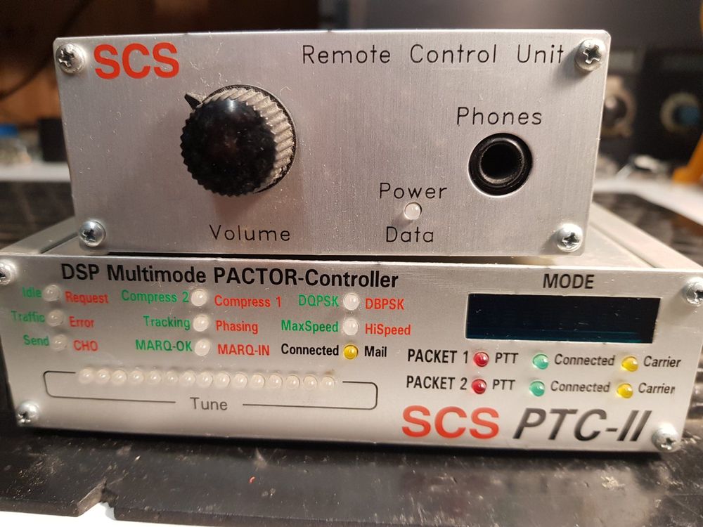 SCS Pactor II modem avec remote unit (Gebraucht) in Plan les Ouates für ...