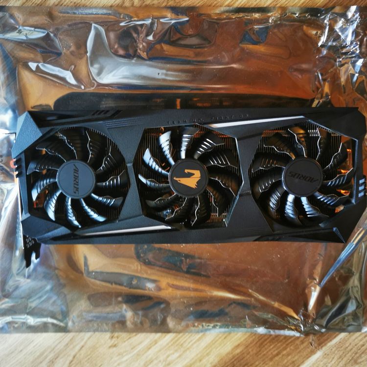Gigabyte AORUS AMD Radeon™ RX 5700 XT 8G Grafikkarte OVP (Gebraucht) in ...