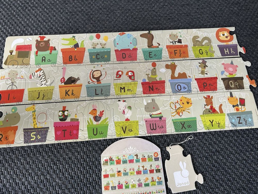 Janod Alphabet Train Floor Puzzle - 3m long - Ages 3-6 (Gebraucht) in ...