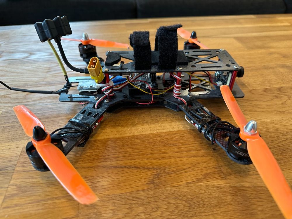 FPV Custom 5 inch drone quadcopter (Kamera, transmitter etc) (Gebraucht ...