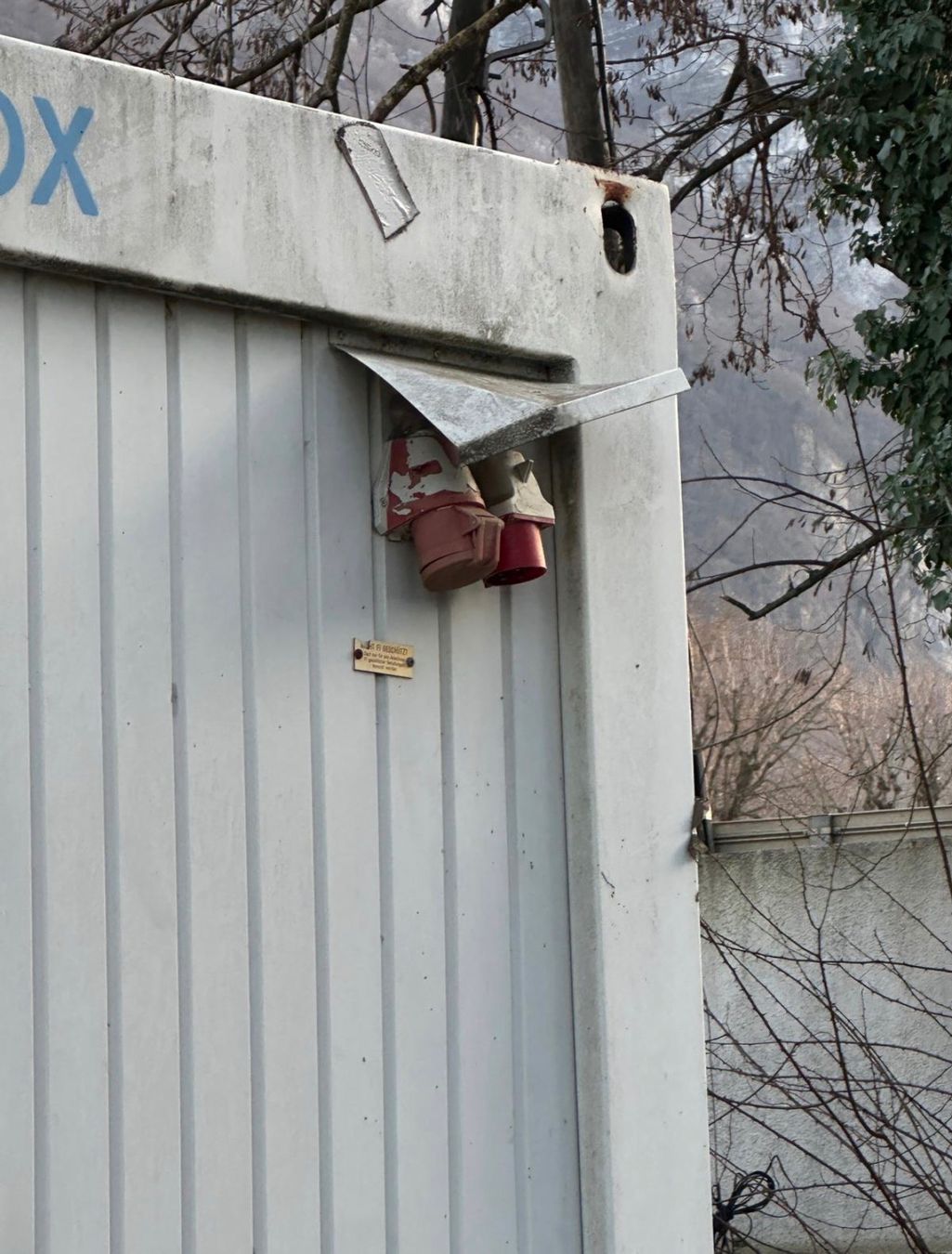 Container de chantier SOSAG – Bureau / Stockage CHF 1.– (Gebraucht) in ...