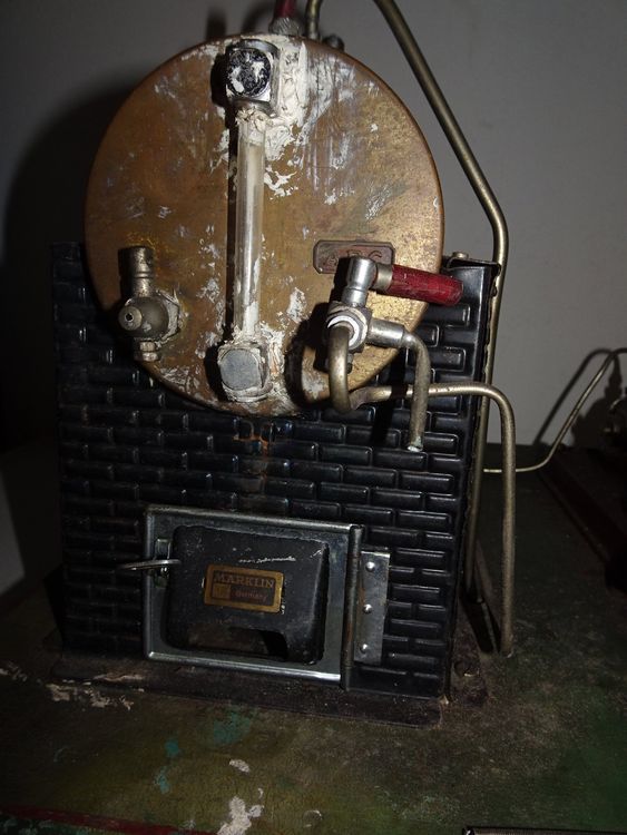 alte Märklin Dampfmaschine Nr.9 und Zubehör zum restaurieren (Gebraucht) in Siebnen für CHF 225 ...