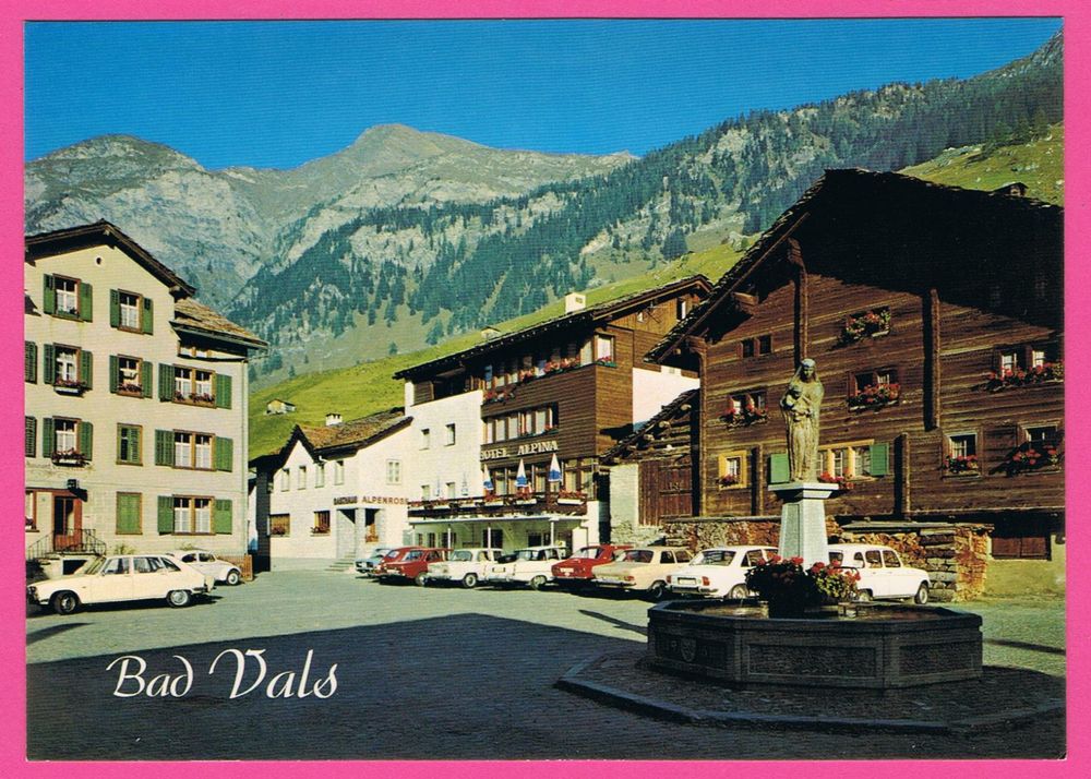 Kurort Bad Vals GR Dorfplatz mit älteren Autos | Kaufen auf Ricardo