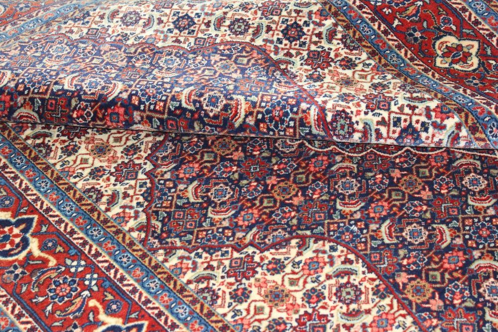 Sehr alter handgeknüpfter Orientteppich Persien 134 x 196 cm | Kaufen auf Ricardo