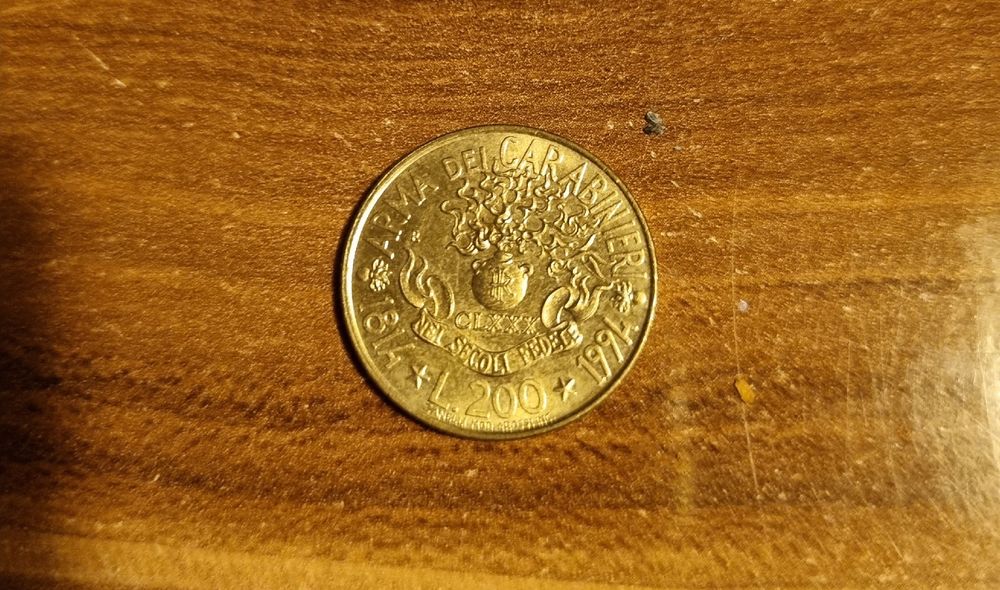 200 lire rar Arma dei carabinieri 1994 (Gebraucht) in Ostermundigen für CHF 140 – nur Abholung ...