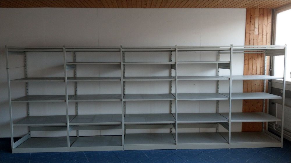 Robuste Steckregale aus Metall (Gebraucht) in Kriens für CHF 280 – nur Abholung auf Ricardo kaufen