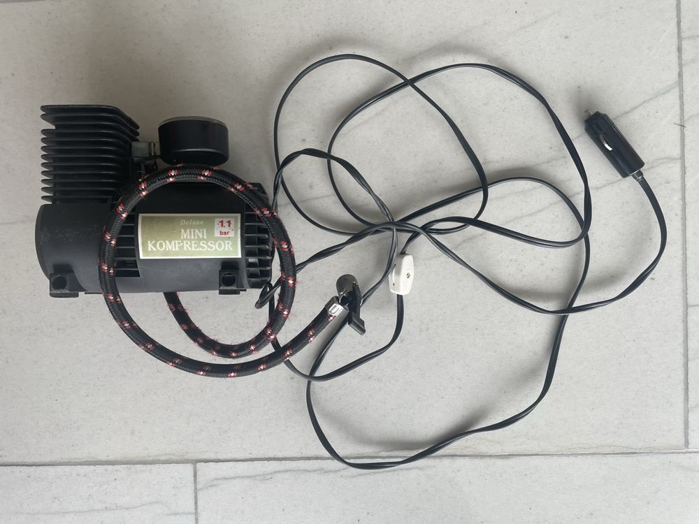 Mini Kompressor 12V für Auto Velo Motorrad Reifenpumpe Luftp (Gebraucht ...