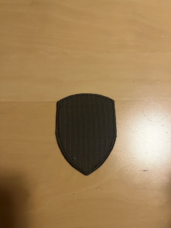 Gren Bat 40 Badge (Neu (gemäss Beschreibung)) in Flaach für CHF 1 – mit ...