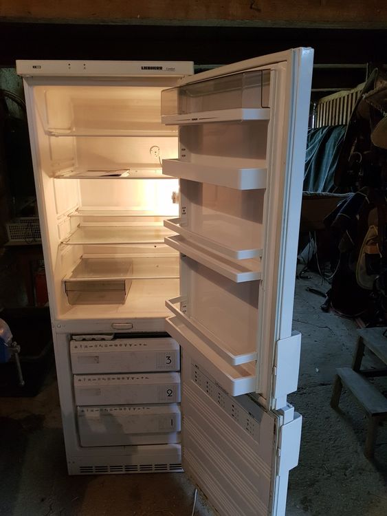 frigo congélateur Liebherr dès 1.- détaché freistehend (D'occasion) à ...