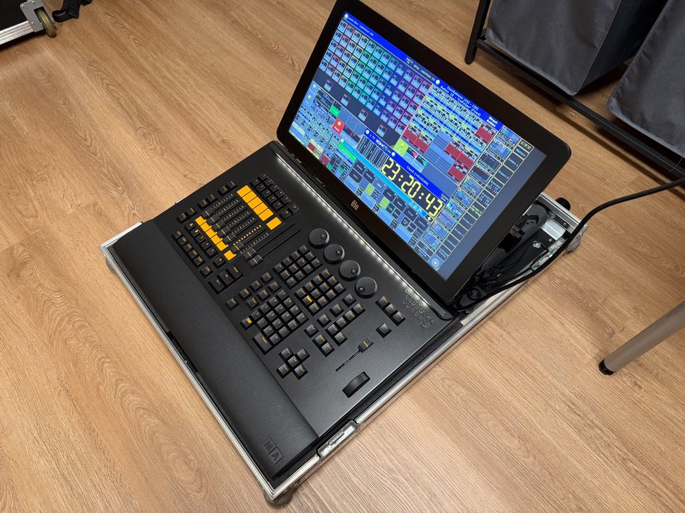 MA Lighting grandMA2 onPC command wing Tourpack (Gebraucht) in Goldau ...