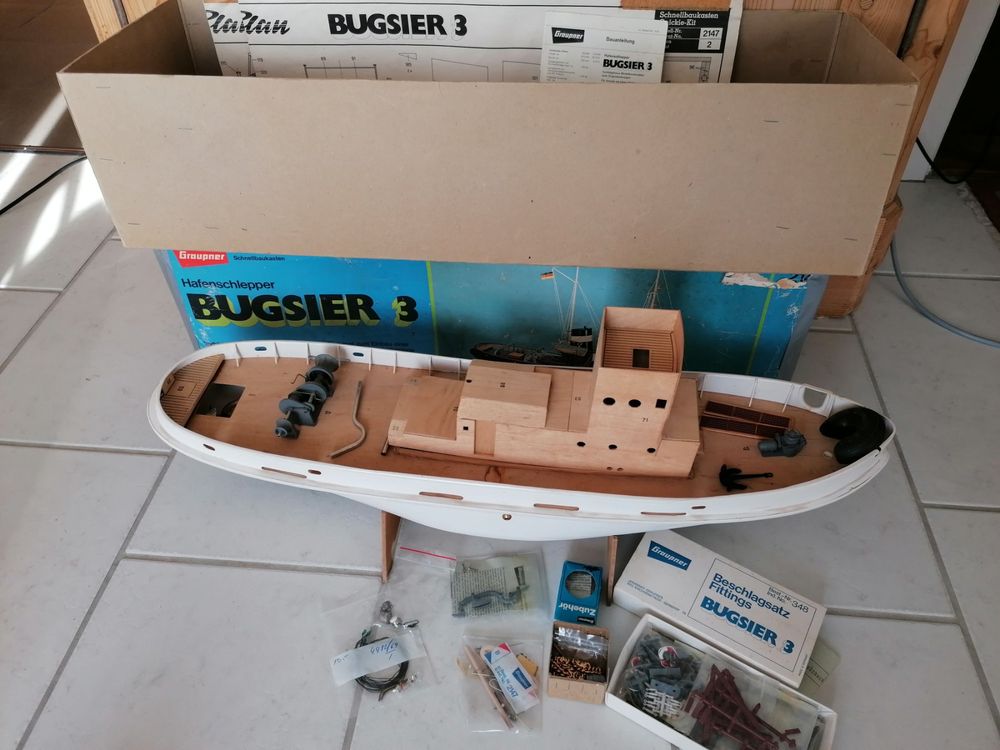 Bugsier RC Hafenschlepper Graupner im Rohbau (Gebraucht) in Chabrey für ...