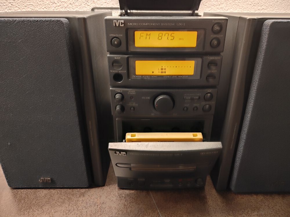 JVC Stereoanlage UX-RA1 - CD/Tuner Einheit - Retro Style (Gebraucht) in ...