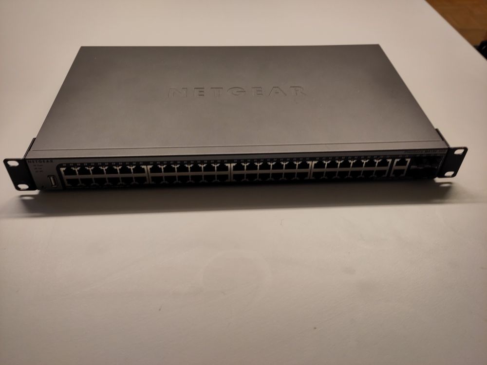 Netgear Prosafe M4100-50G, 48 Port, Managed Switch | Kaufen auf Ricardo