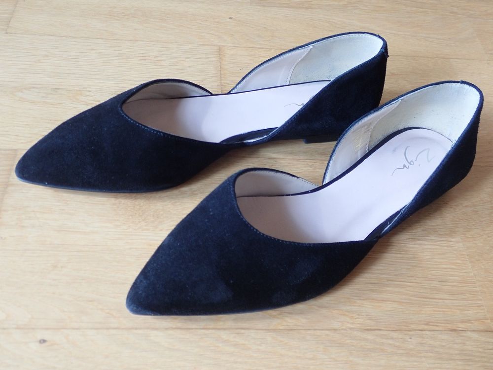 Zign Ballerinas spitz, schwarz, aus Wildleder | Kaufen auf Ricardo