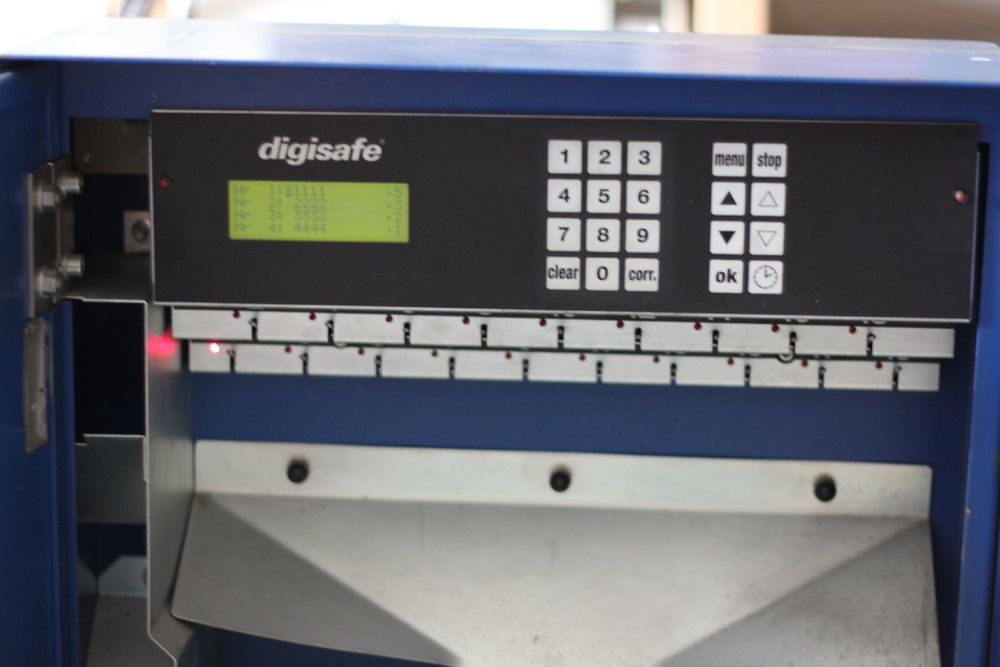 Digibox Digisafe für 19 Schlüssel blau mit neuer Batterie (Gebraucht) in Winterthur für CHF 1200 ...