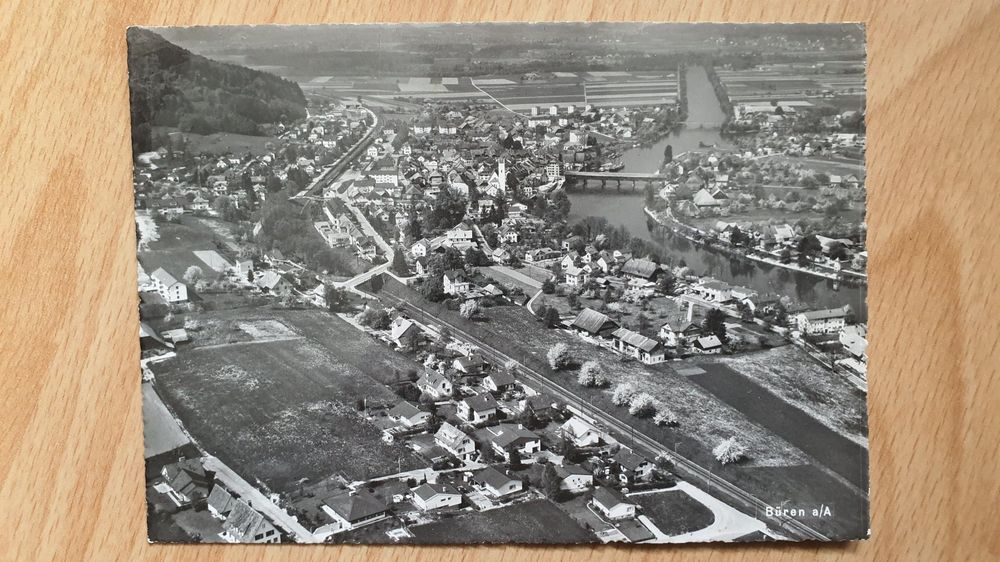 AK Büren a.A. BE, Flugaufnahme von Südost, gelaufen 1969 (Gebraucht) in Rheinfelden für CHF 5 ...