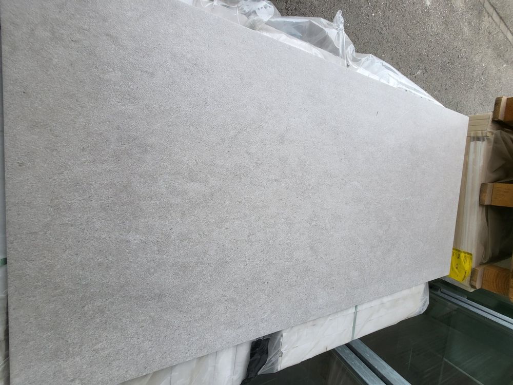 Restposten !!Aktionspreis!!!!!!! Feinsteinzeug 60x120 (Neu und originalverpackt) in Schlatt ...