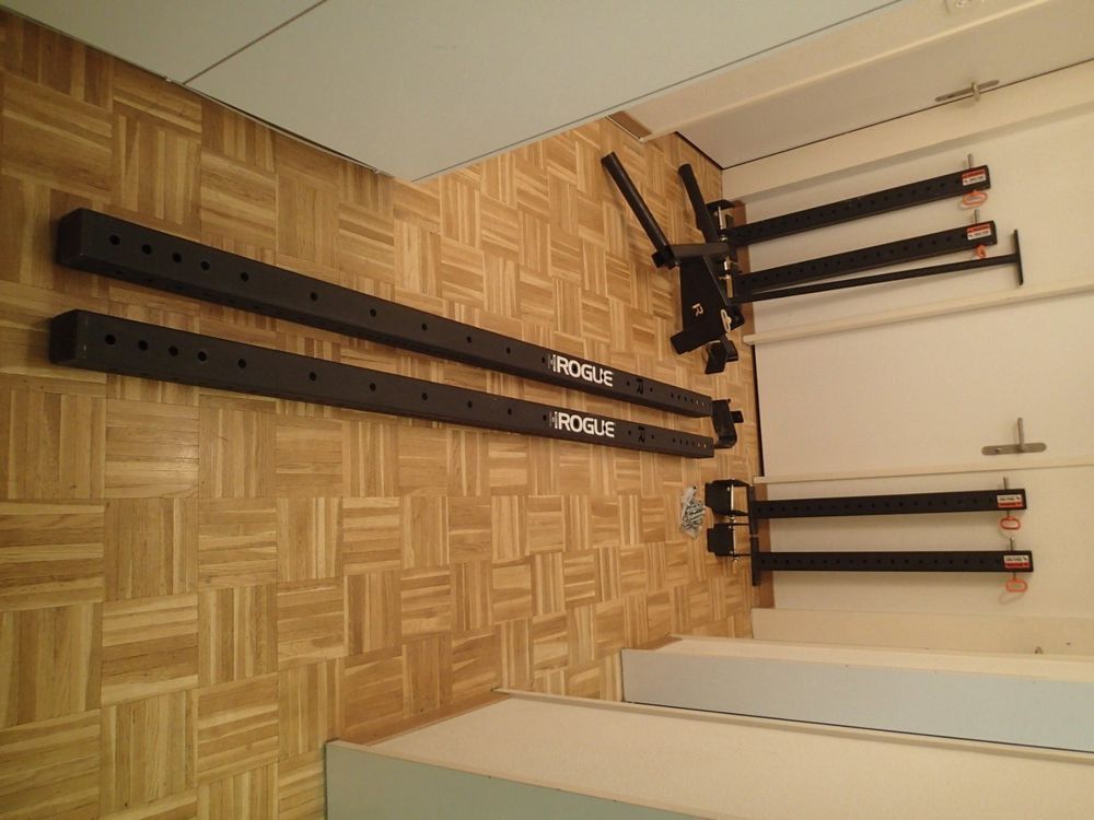 ROGUE RML-3W FOLD BACK WALL MOUNT RACK | Kaufen auf Ricardo