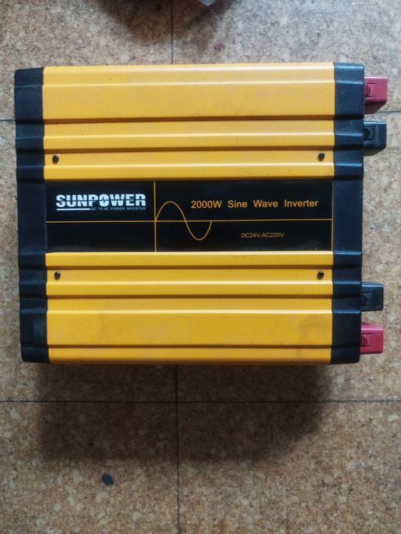 Sunpower Inverter DC24-AC230V 2000W (Gebraucht) in Langnau i. E. für CHF 96 – mit Lieferung auf ...