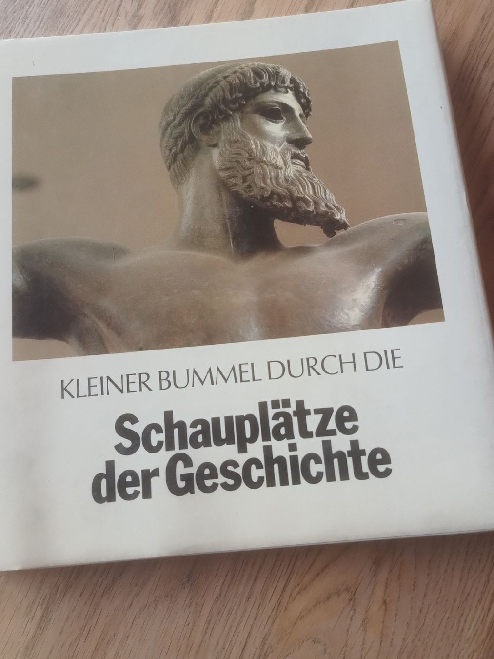 Kleiner Bummel durch die Schauplätzte der Geschichte, Top! (Gebraucht ...