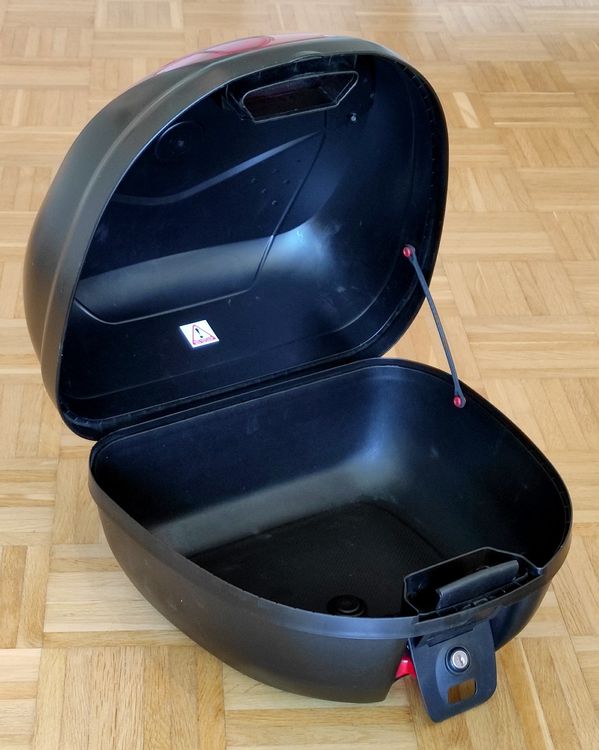 GIVI Top Case mit Adapterplatte (Gebraucht) in Heimberg für CHF 14 – nur Abholung auf Ricardo kaufen