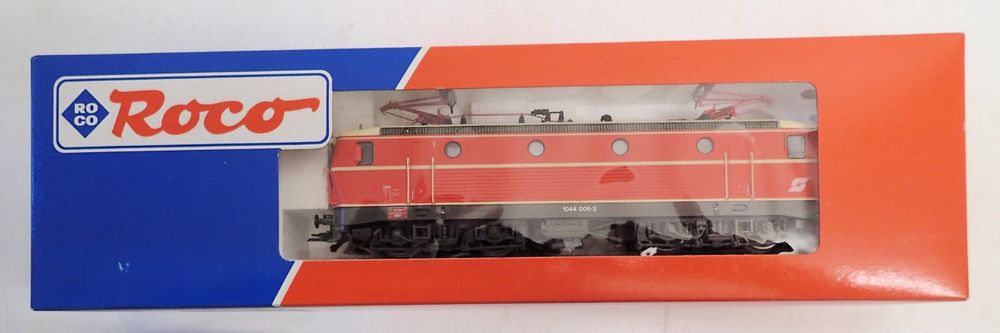 Roco H0 - ÖBB Orange E-lok BR 1044 im AC - Art. Nr 43943 | Kaufen auf ...