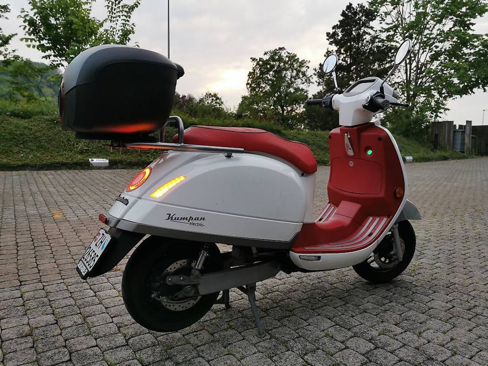 Elektro-Roller Scooter Kumpan 54 ignite (Gebraucht) in Wettswil für CHF 3290 – nur Abholung auf ...