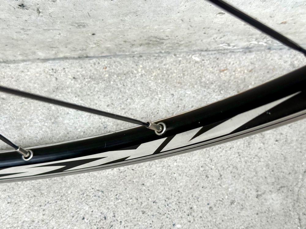 MAVIC Aksium Race 28" Clincher Laufradsatz LRS TOPZUSTAND * (Gebraucht ...