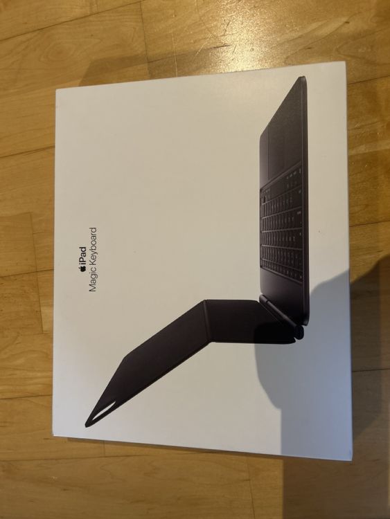 Apple Magic Keyboard for iPad Pro 13" - Like New! (Neu und ...