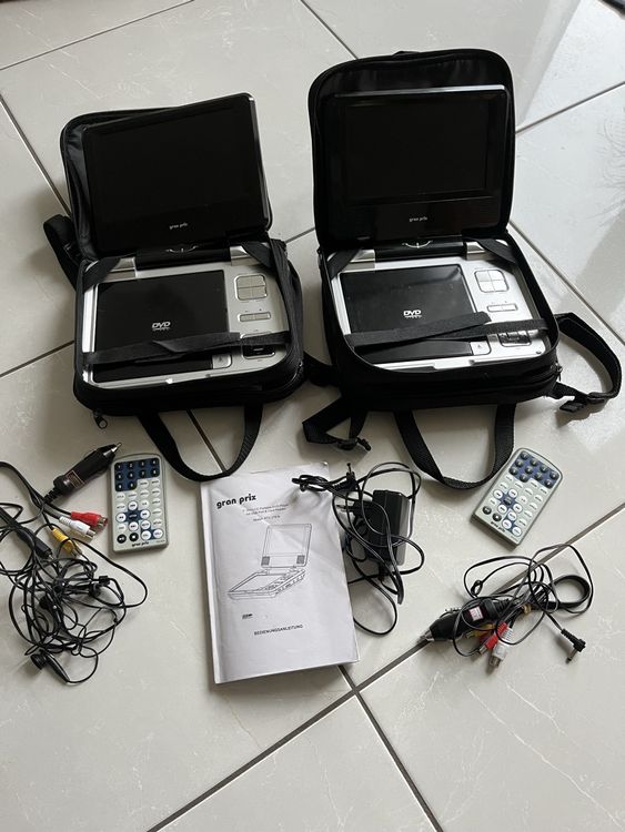 2 portable DVD Player (Gebraucht) in Hombrechtikon für CHF 30 – mit ...