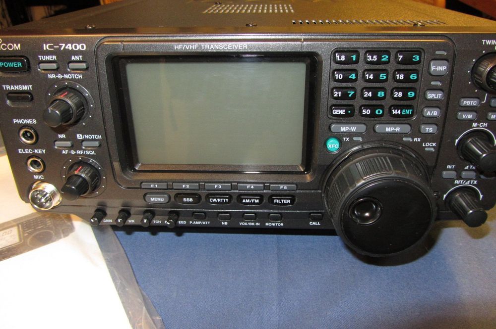 ICOM IC-7400 HF 50MHz 144MHz 100W/50W All Mode Transceiver (Gebraucht ...