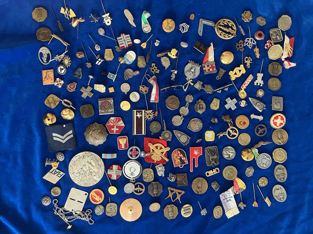 Sammlung Abzeichen Schweiz & Ausland (KoA) (Gebraucht) in Hermetschwil ...