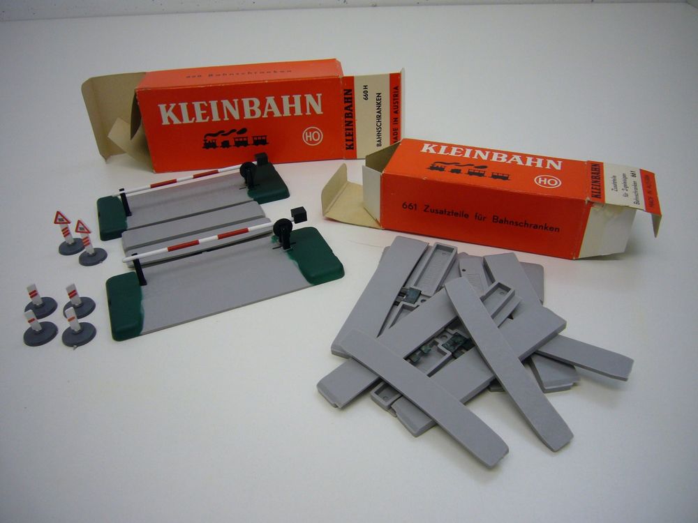 KLEINBAHN Nr. 660 H, 1 Bahnschranke + Nr 661 Zusatzteile (Neu (gemäss ...