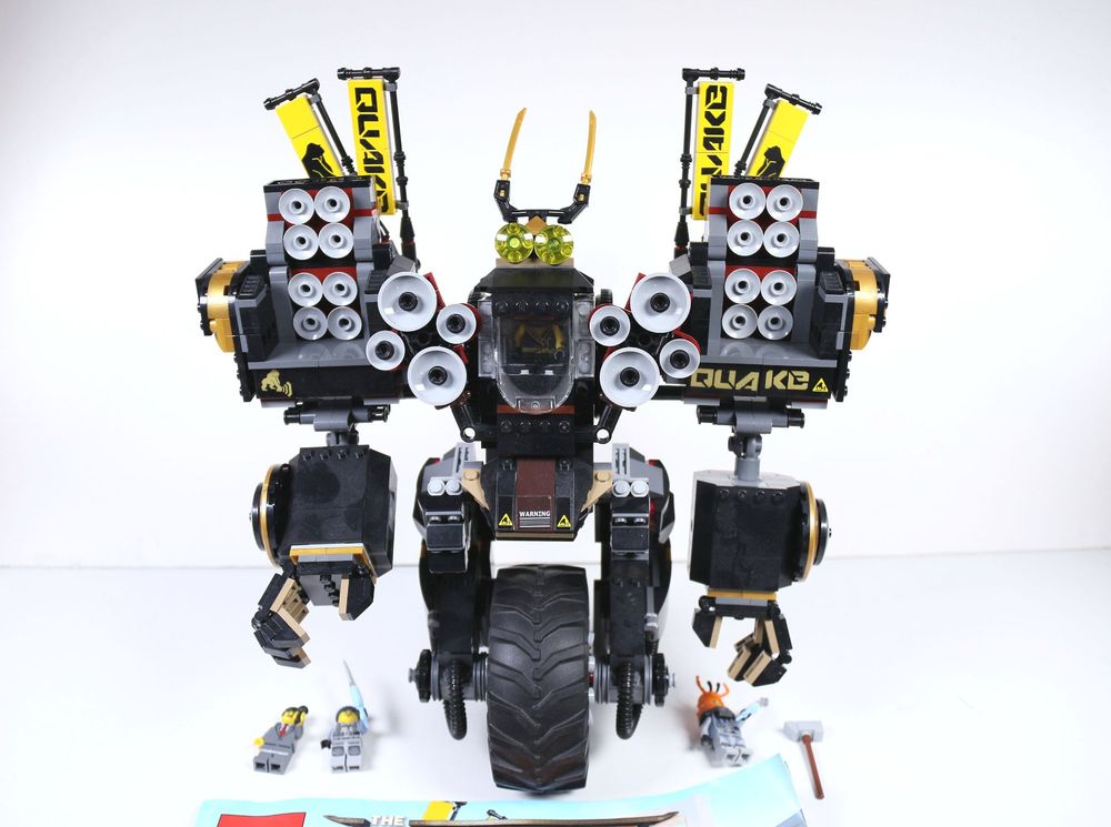 THE LEGO® NINJAGO® MOVIE™ 70632 Quake Mech (Gebraucht) in Hettlingen ...