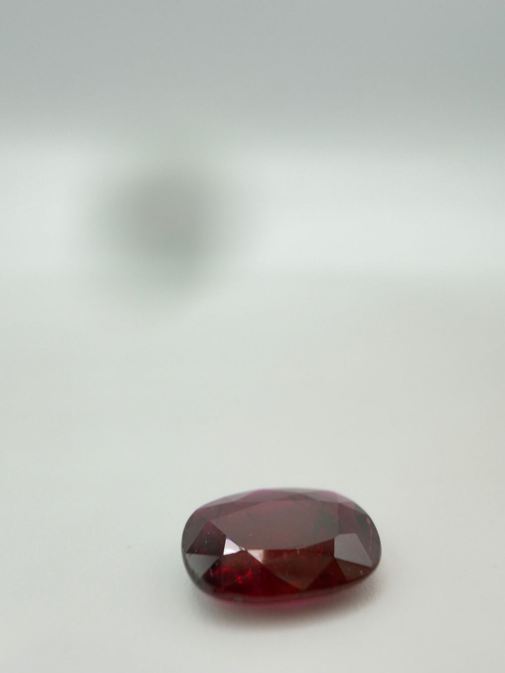 Zertifizierter Natürlicher Rubin 0.87ct - Pigeon Blood Red (Neu und ...