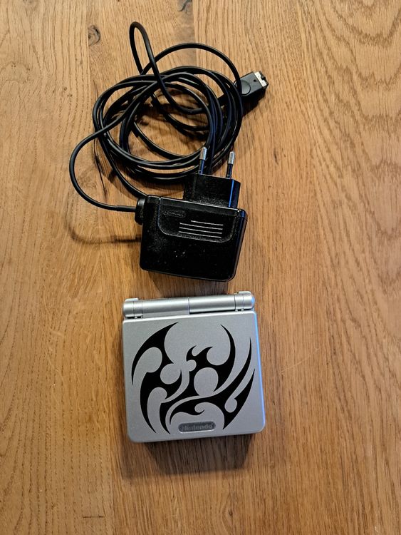 Gameboy Advance SP Tribal + Need for Speed Carbon (Gebraucht) in für ...