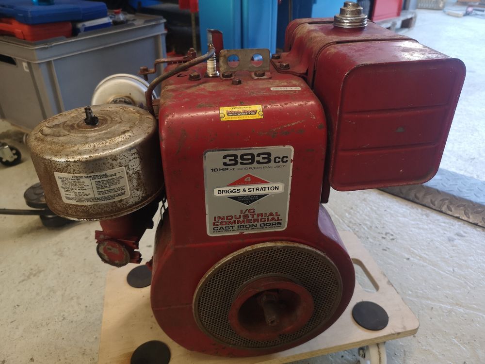 Briggs & Stratton "Big Red" 10HP | Kaufen auf Ricardo