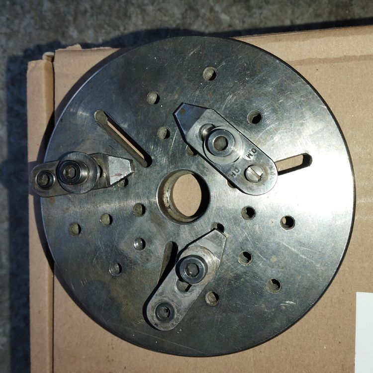 Plateau de bridage W12 Schaublin 70 (Gebraucht) in St-imier für CHF 250 – mit Lieferung auf ...