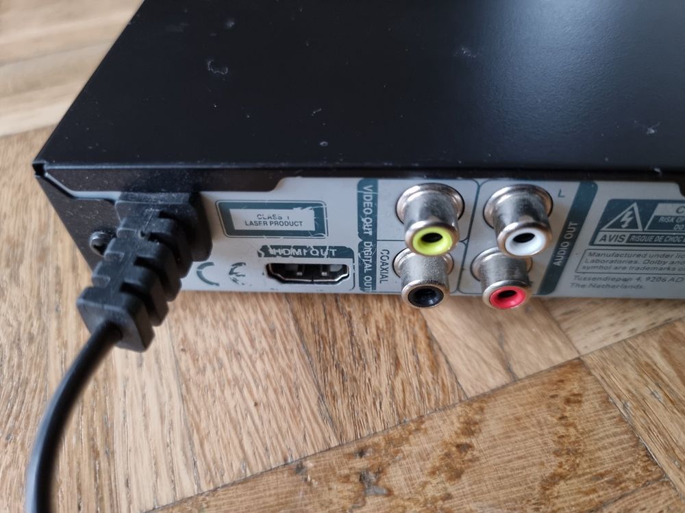 Kleiner DVD Player,nur Abholung in Uster oder Zürich!! | Kaufen auf Ricardo